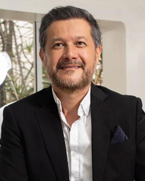 John Bareño - Nuestros Especialistas - CIE